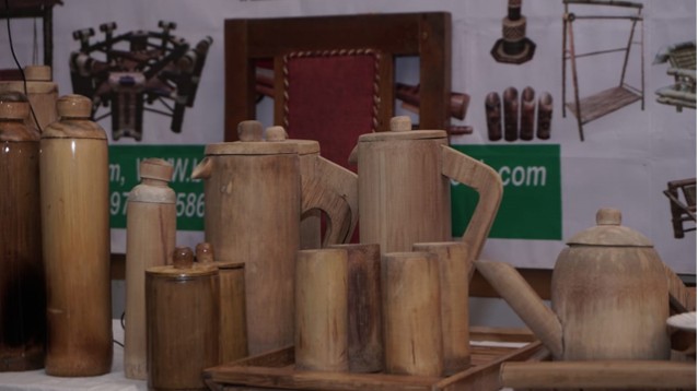 Bamboo Bottle - A perfect Gift and a perfect way to Rid Plastic.
